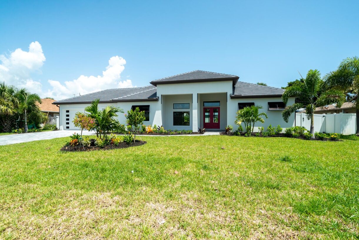 Lanai - Home Construction | Stanley Homes